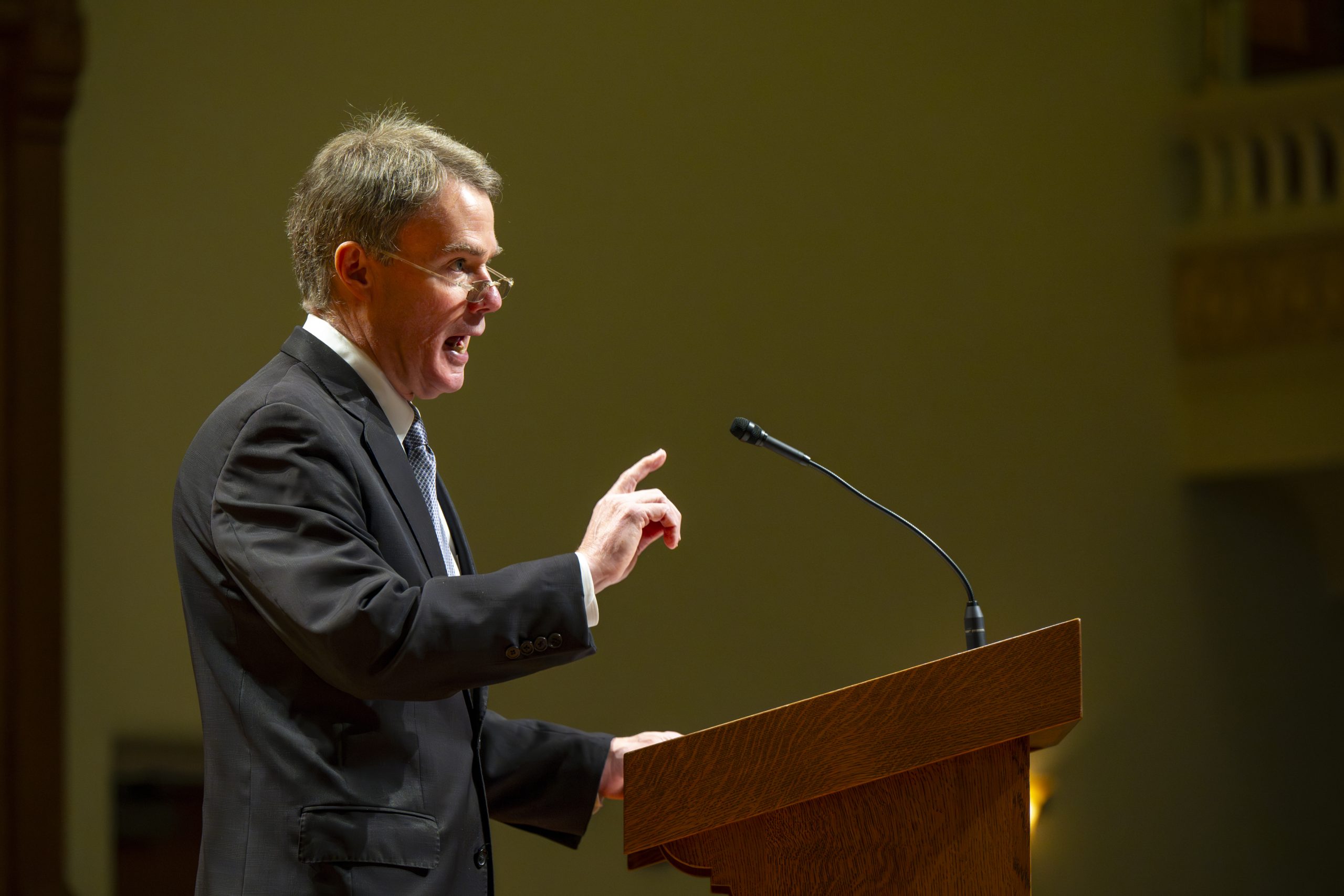 Inauguration day: Indianapolis mayor, council members sworn in