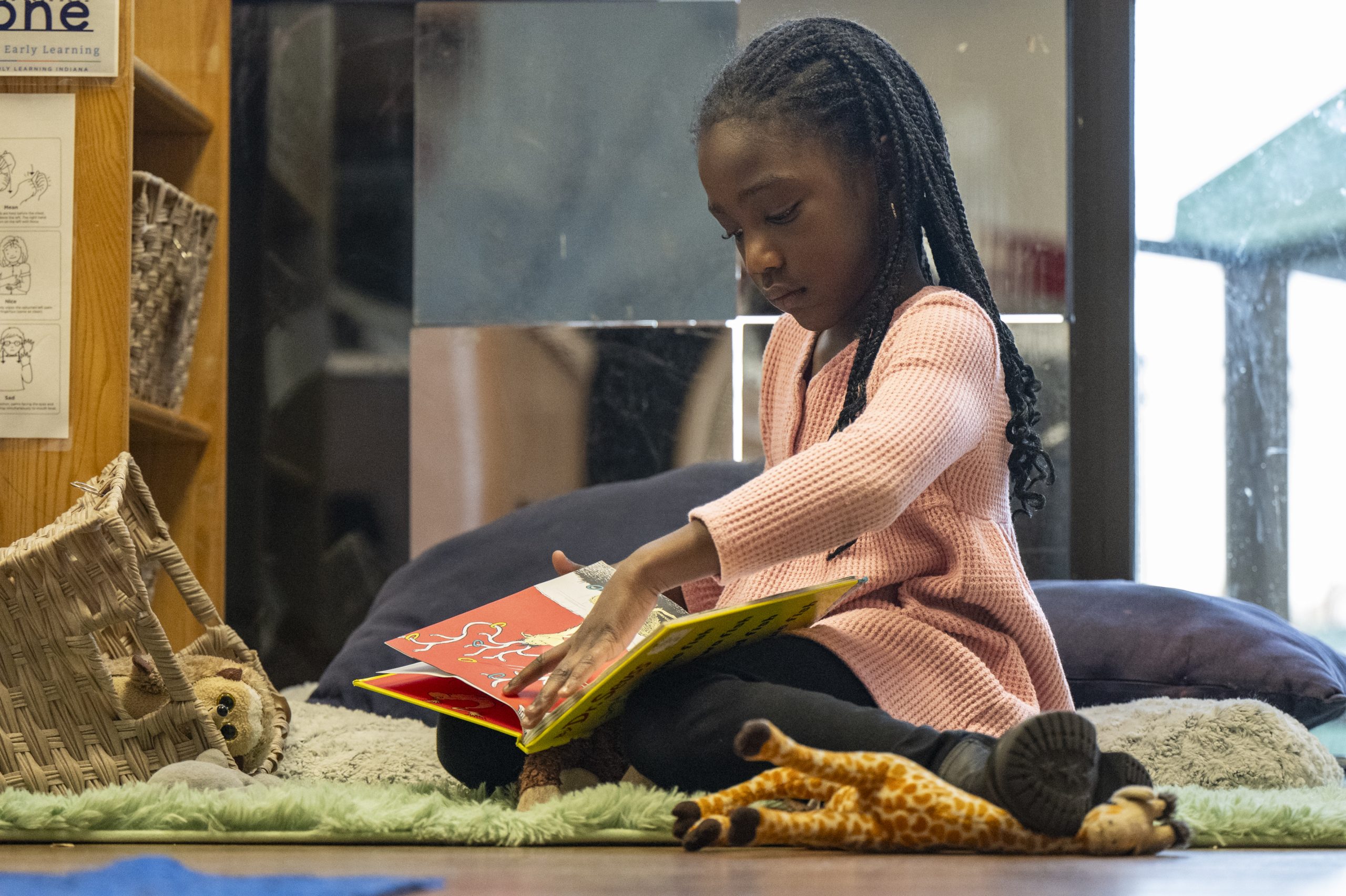 Experts promote daily habits and parental help to boost student literacy