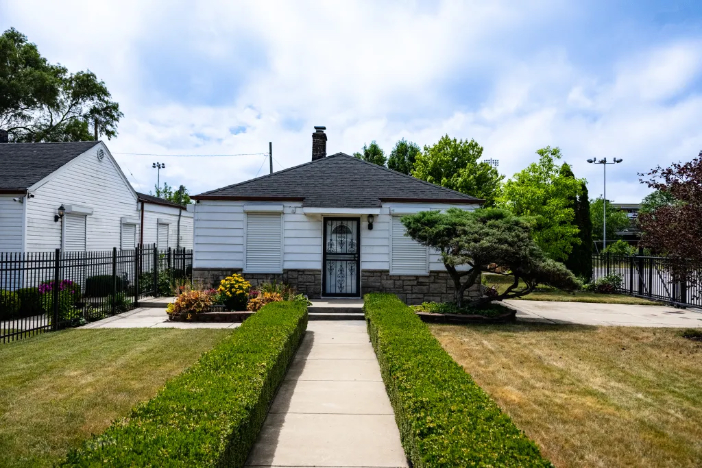 Michael Jackson’s Gary home a place of remembrance on anniversary of death