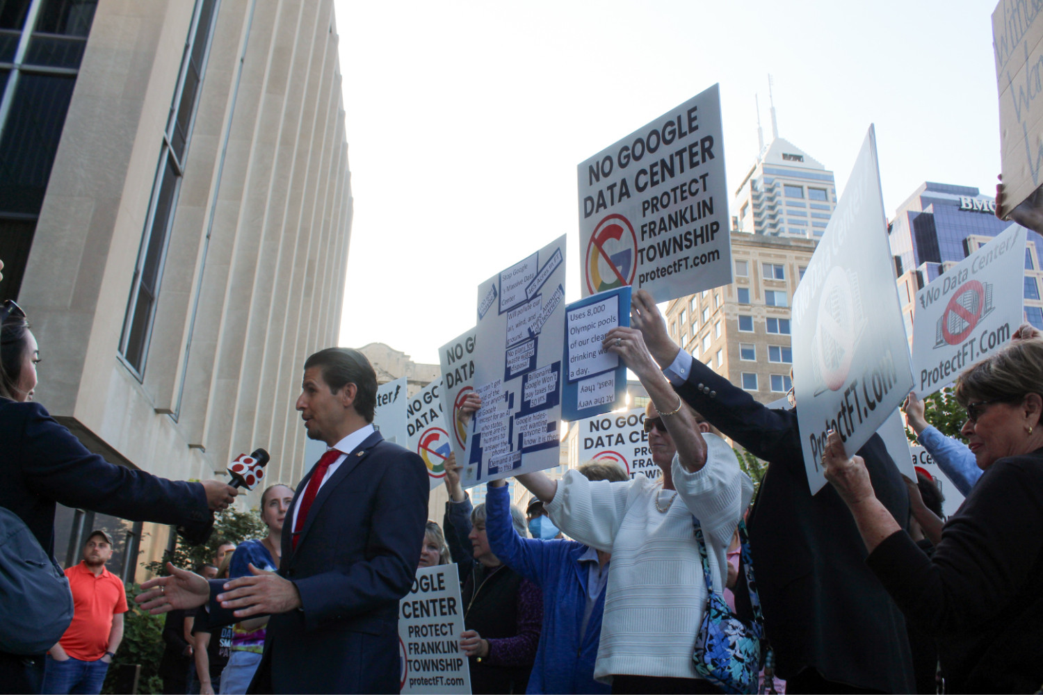 Franklin Township Schools reverses stance, backs controversial Google data center - Mirror Indy